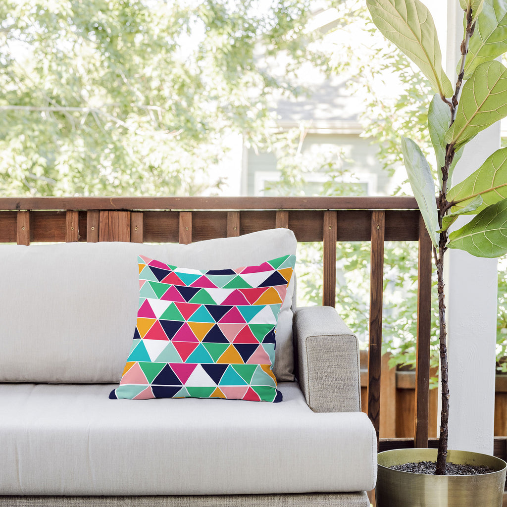 Love Triangle Outdoor Throw Pillow Vy La